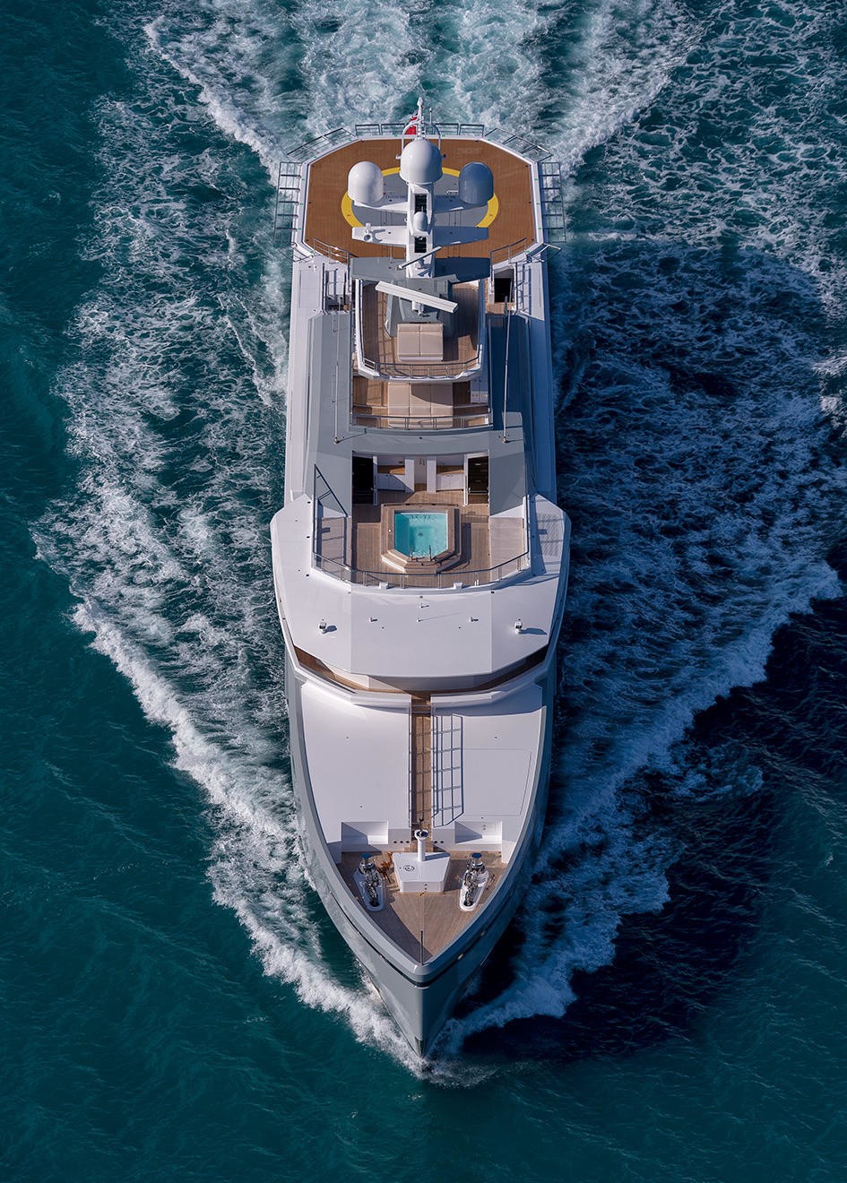 Yacht CLOUDBREAK, Abeking & Rasmussen | CHARTERWORLD Luxury Superyacht ...
